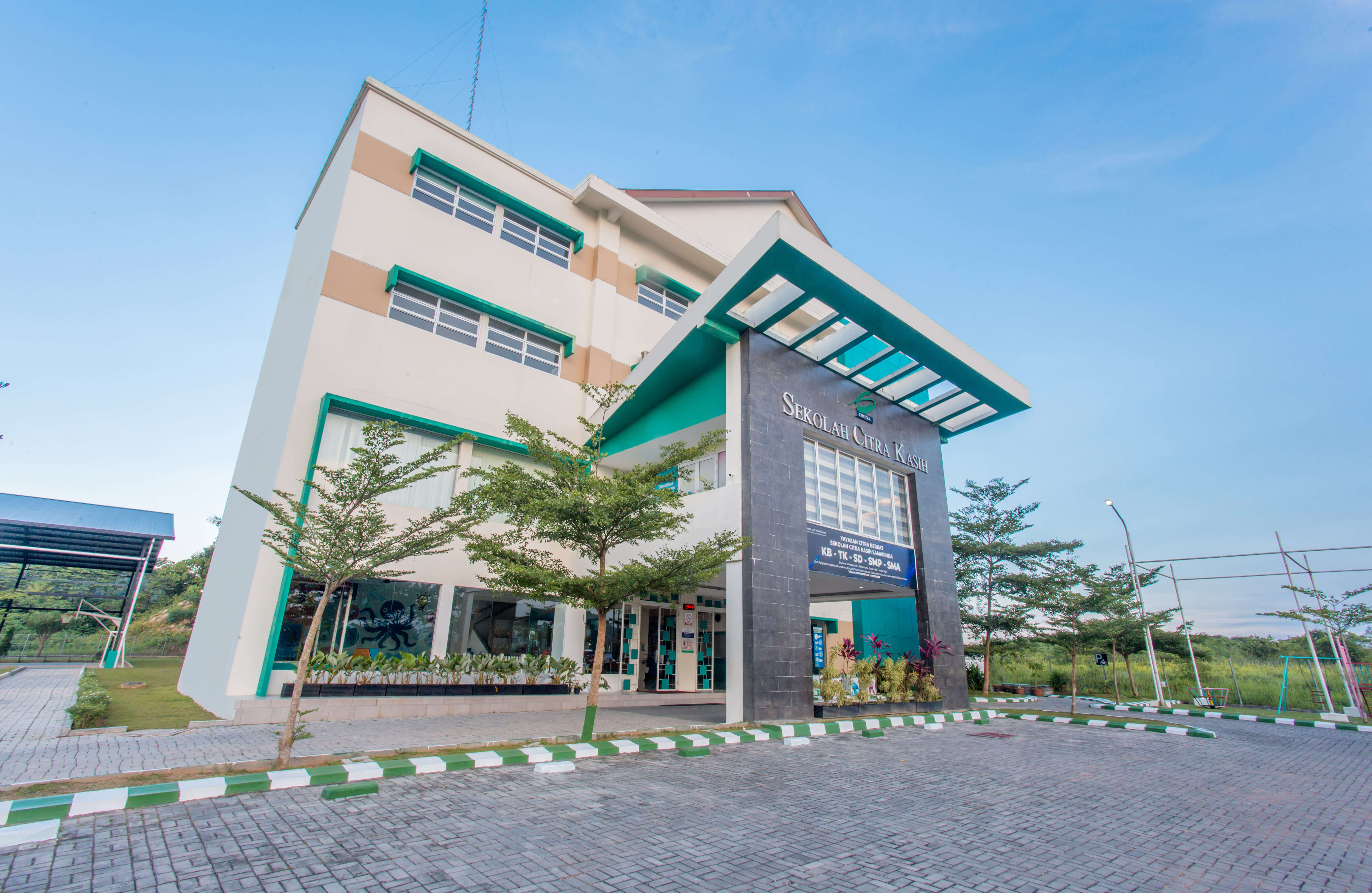 Ciputra Education Digital eXperience